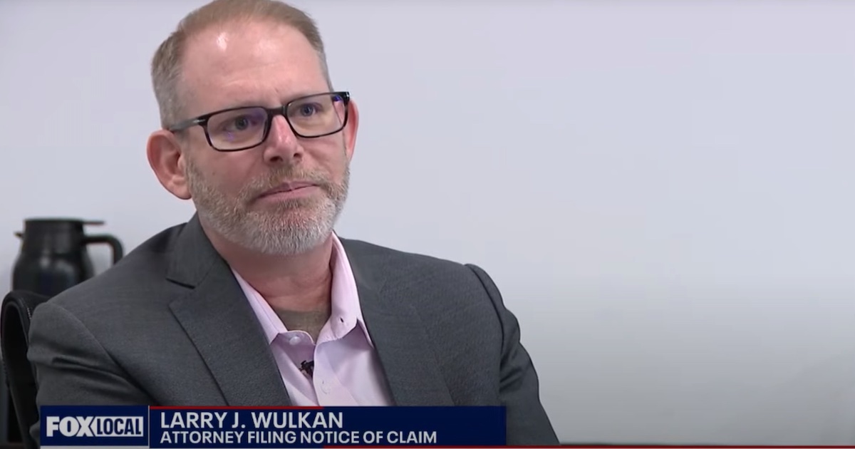 Larry Wulkan Uses Videos Taken From Phoenix Police Own Body Cameras to ...